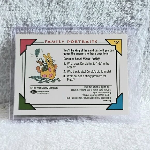 Disney | Toys | 52 Mint 992 Disney Collectors Donald Family Portraits ...